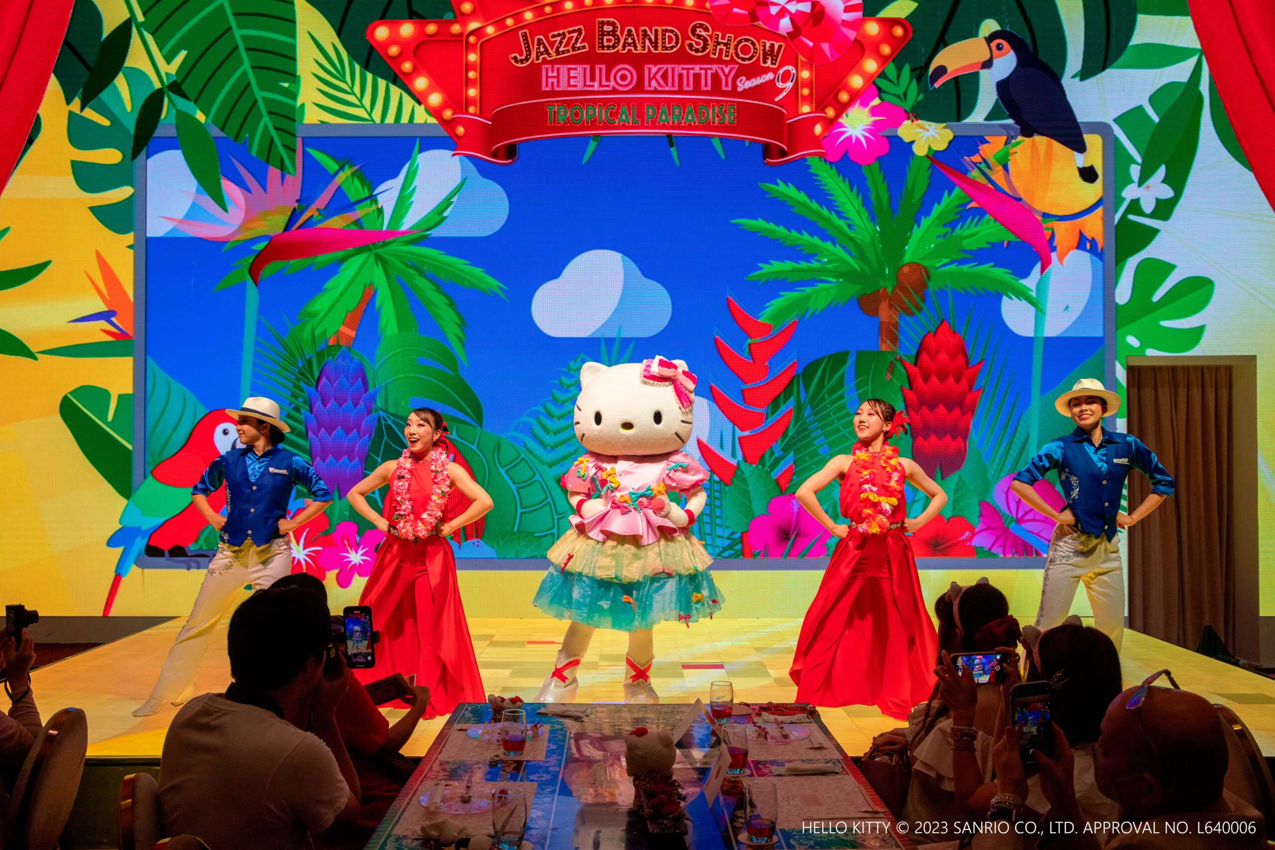 【PV動画公開！】ハローキティショーボックス 2023年夏限定のハローキティショー！ | AWAJI HELLO KITTY APPLE LAND